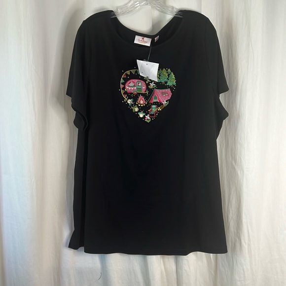 Quacker Factory | Tops | Quacker Factory Embroidered Tee | Poshmark
